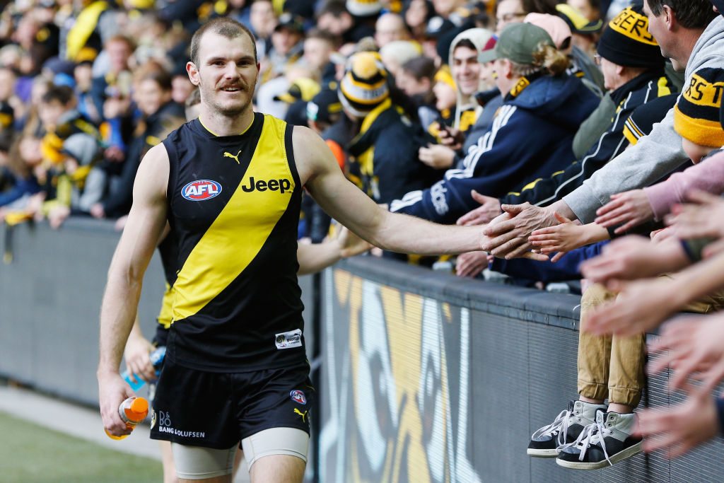 Richmond re-sign McIntosh | Zero Hanger